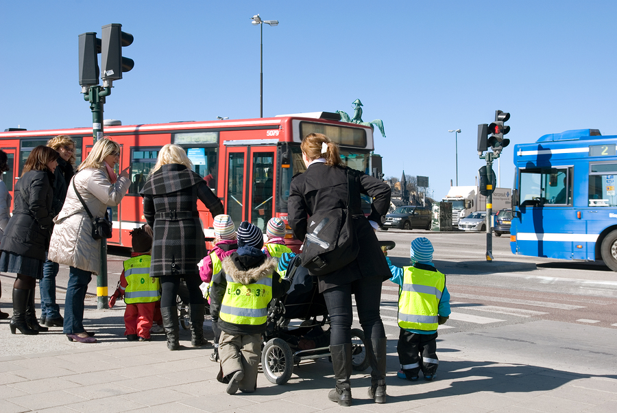 Reflective Vests At School Bus Stops - Driver Safety News & Notes